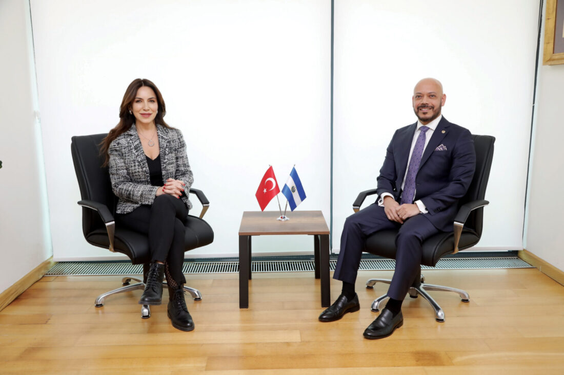 El Salvador Türkiye Büyükelçisi Héctor Jaime - MAG | Özgün İçerik Sunan ...